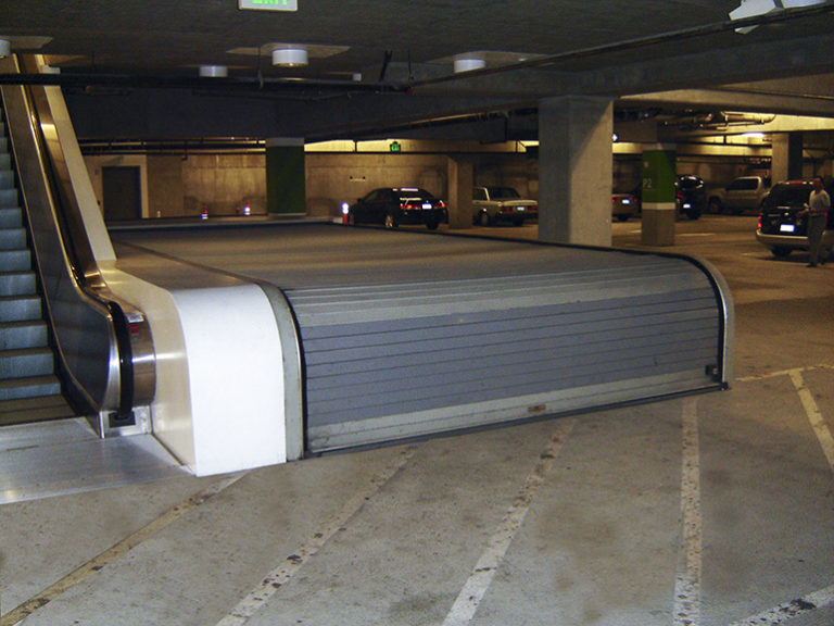 CASE 1: L-Shape Horizontal Shutter | McKEON